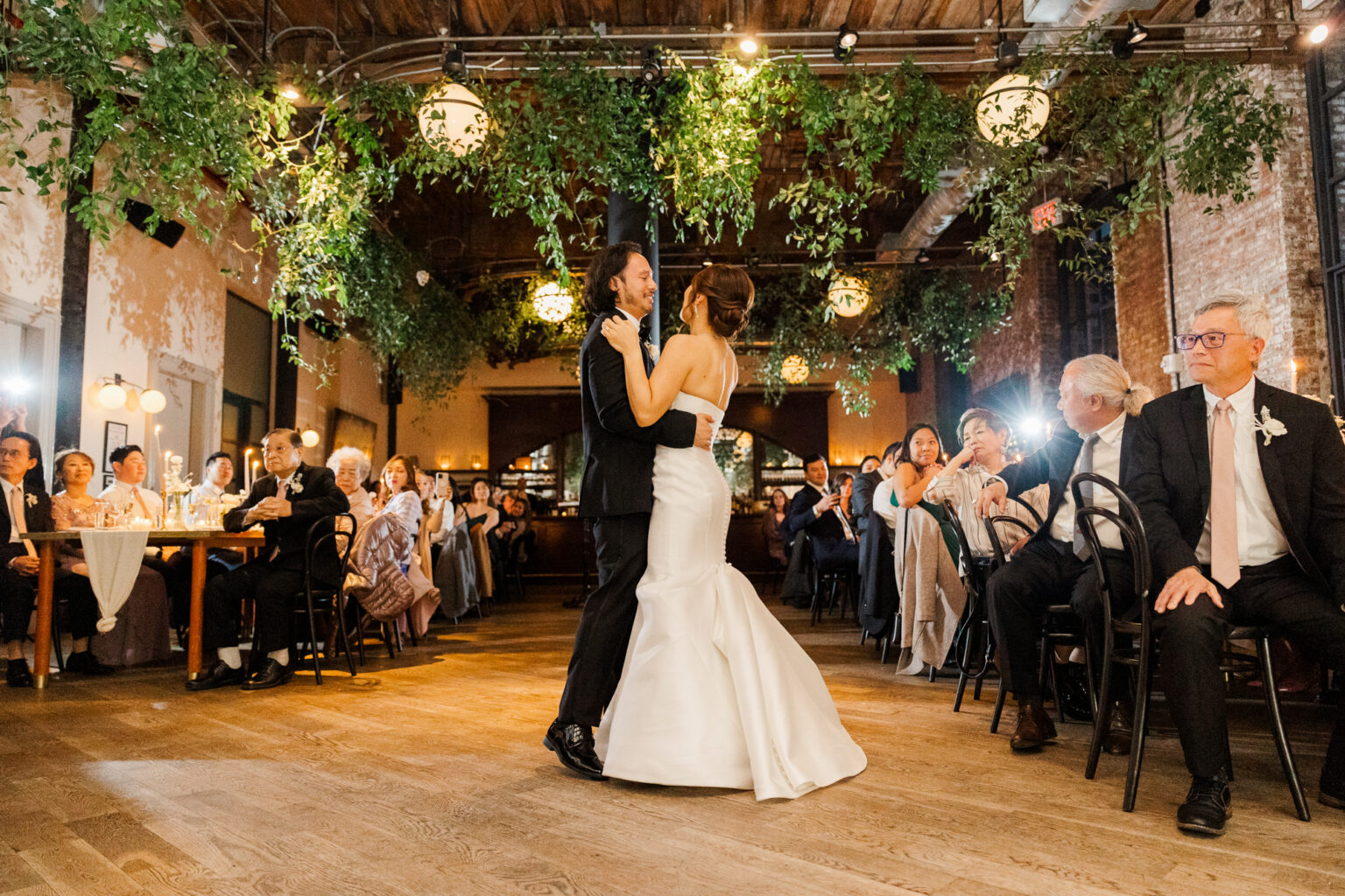 Top Considerations for Your Wedding Photography CRM Workflows
